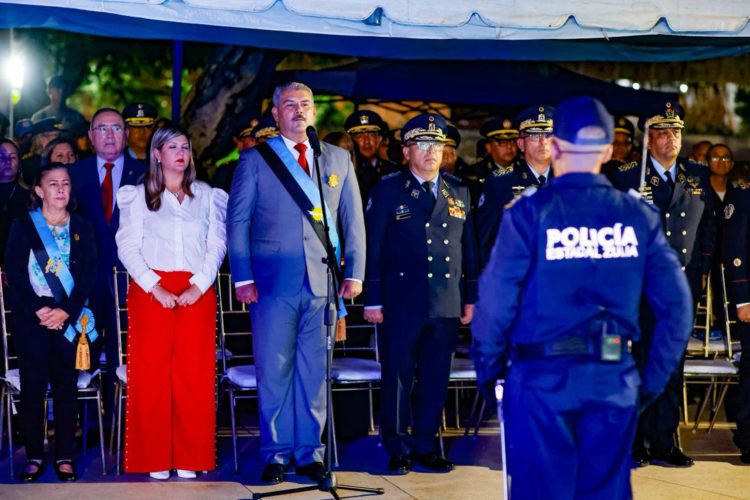 Cuerpo de Policía del estado Zulia cumplió 193 años de fundación y fue ...
